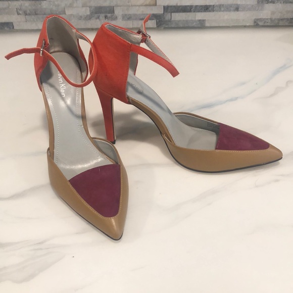 Calvin Klein | Shoes | Calvin Klein Bryann Colorblock Pump 85 | Poshmark